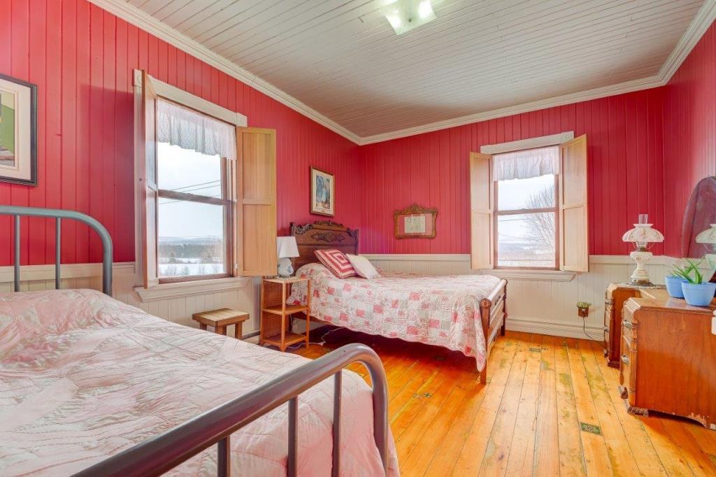 Fermette exceptionnelle de près de 50 acres - Les Maisons