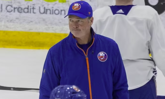 Les enfants et les petits-enfants de Patrick Roy prennent la pose lors ...