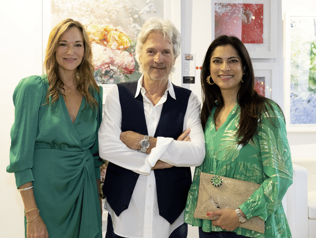 Plusieurs vedettes ont assisté au 2e vernissage de Pascale Bourbeau et ...