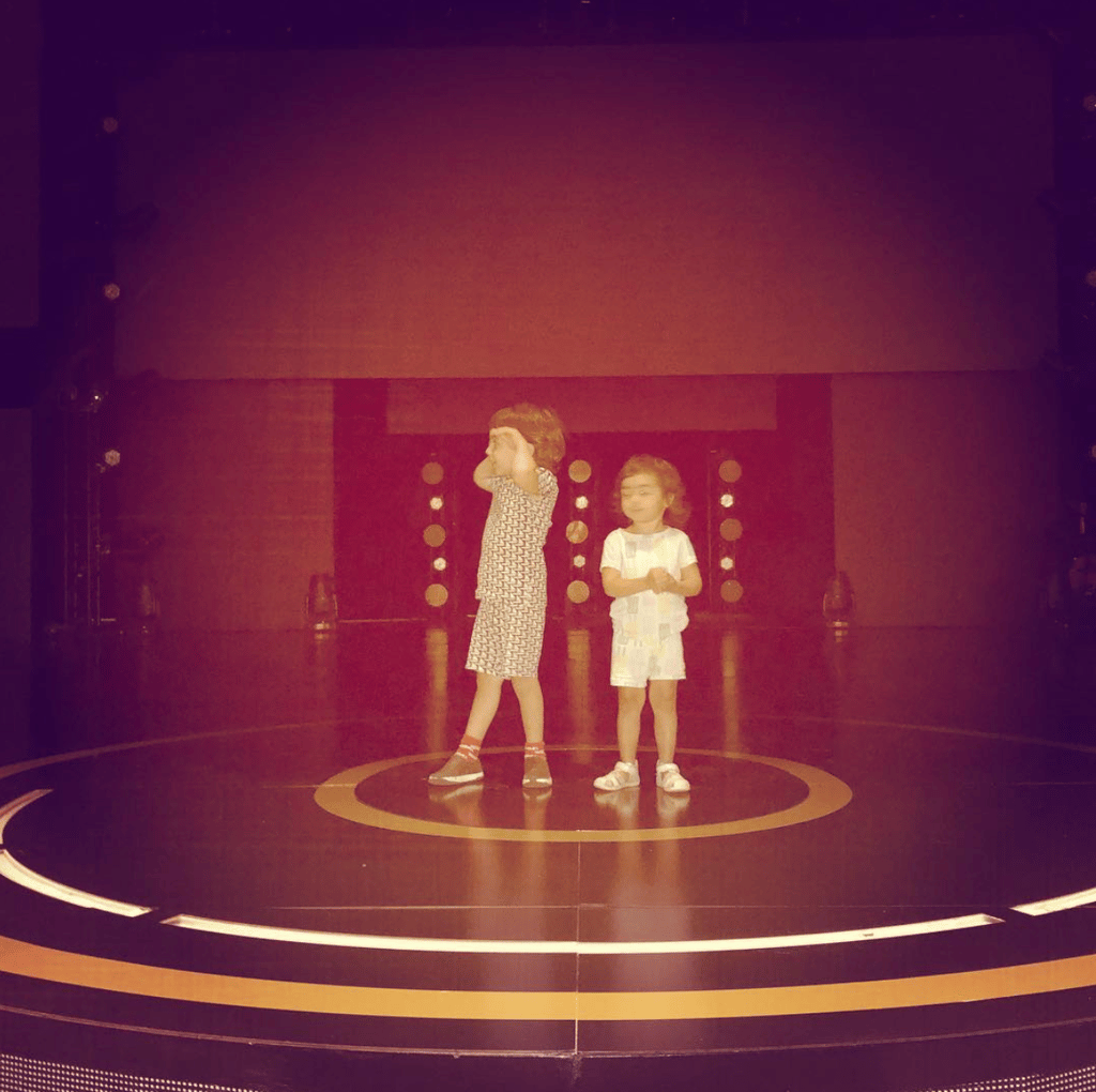 5 adorables photos de Jean-Philippe Wauthier et ses enfants - Monde de ...