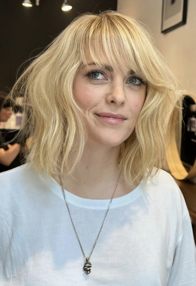 Andréanne A. Malette passe chez le coiffeur et change complètement de ...