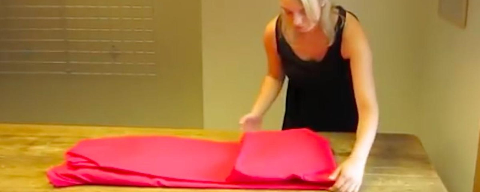 Comment bien plier un drap contour en seulement 30 secondes - Trucs et ...