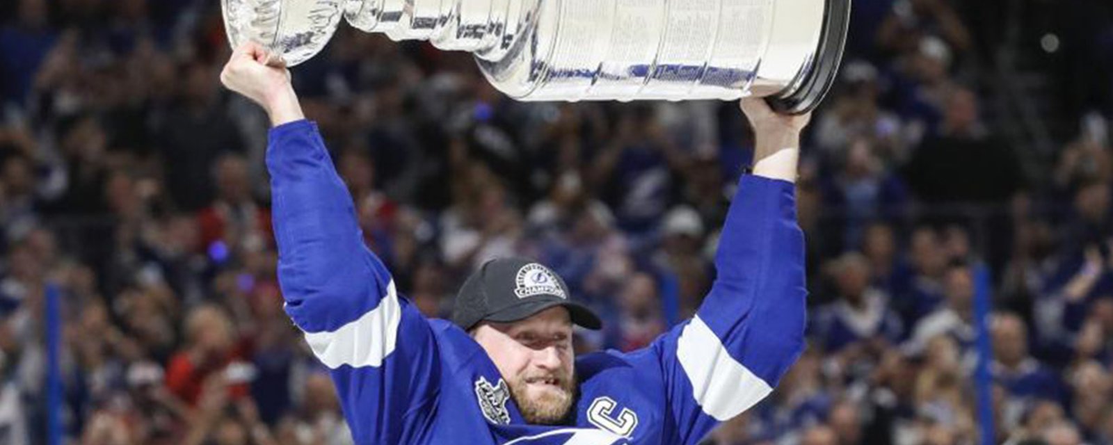 Lightning captain Steven Stamkos sells his home for a crazy amount ...