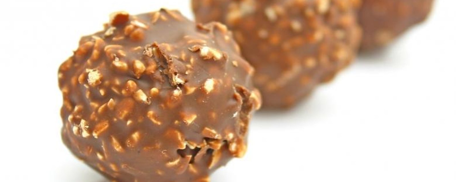 Quand vous verrez ce qu'elle fait avec son Ferrero Rocher, vous en ...