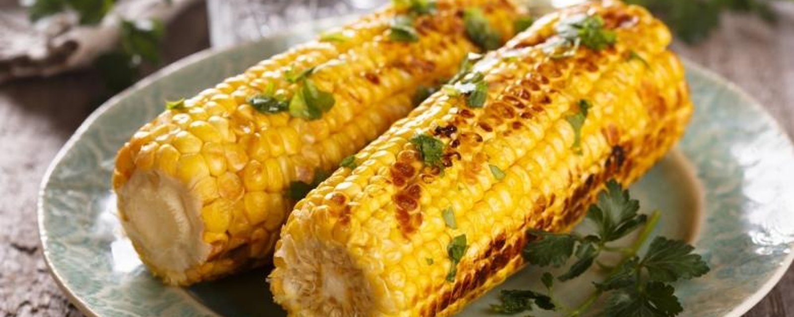 BBQ : Maïs grillés...avec beurre au basilic - Ma Fourchette