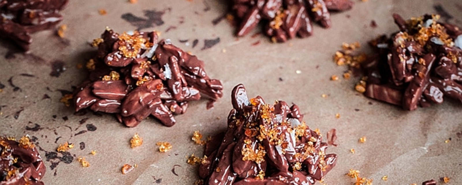 Rochers chocolatés au sucre au caramel et au sel de mer - Ma Fourchette