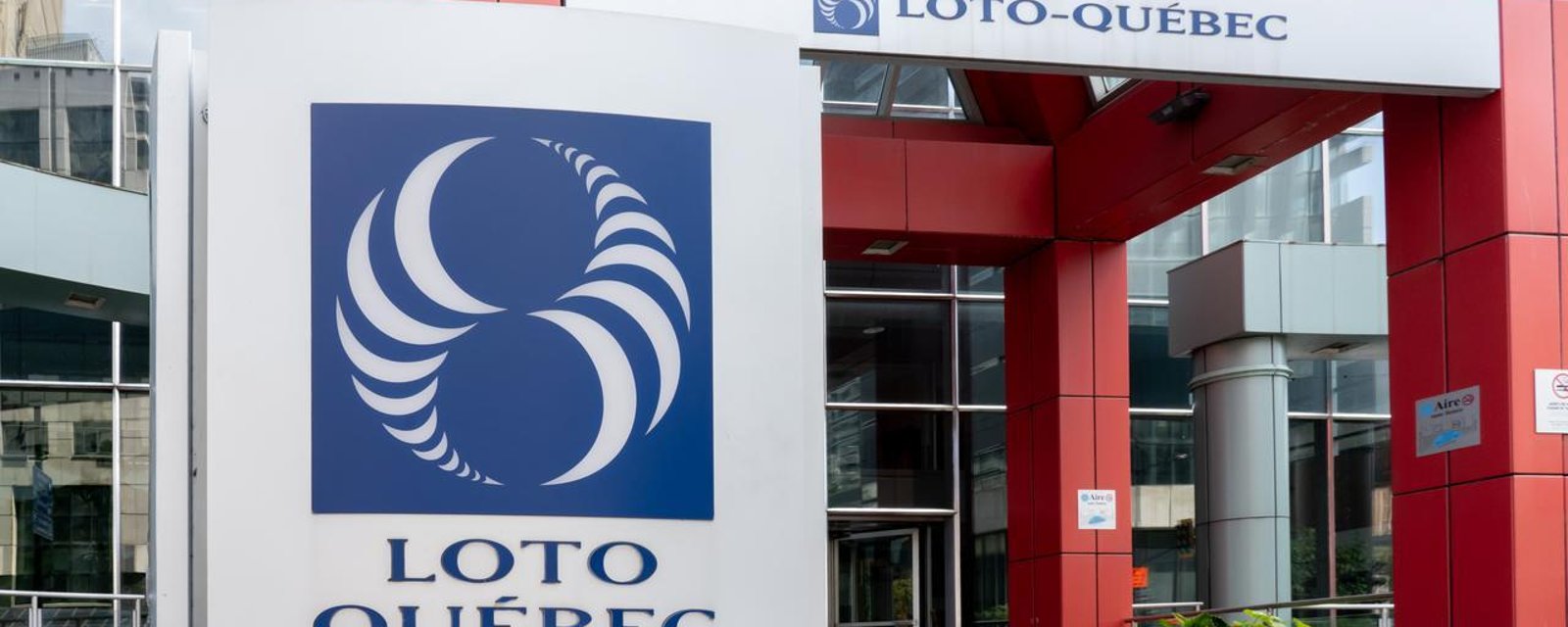 Loto-Québec présente un nouveau gratteux avec un immense lot d'un demi ...