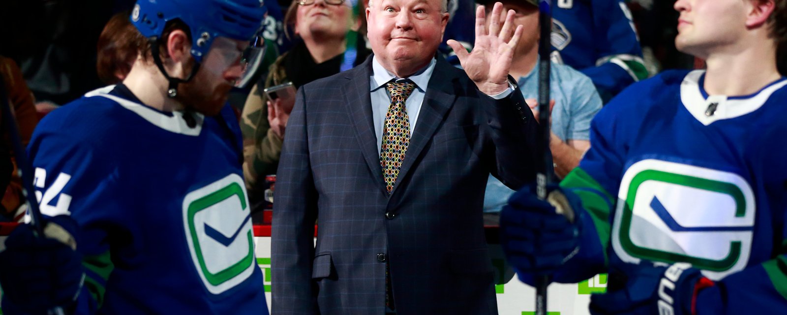 Bruce Boudreau on his way to help out the Maple Leafs? - HockeyFeed