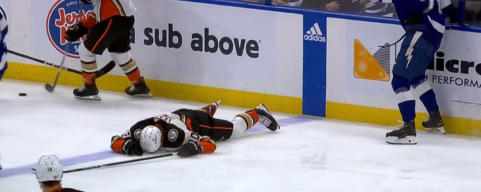 Rookie Emil Lilleberg destroys 6'5 Brett Leason with a monster hit ...