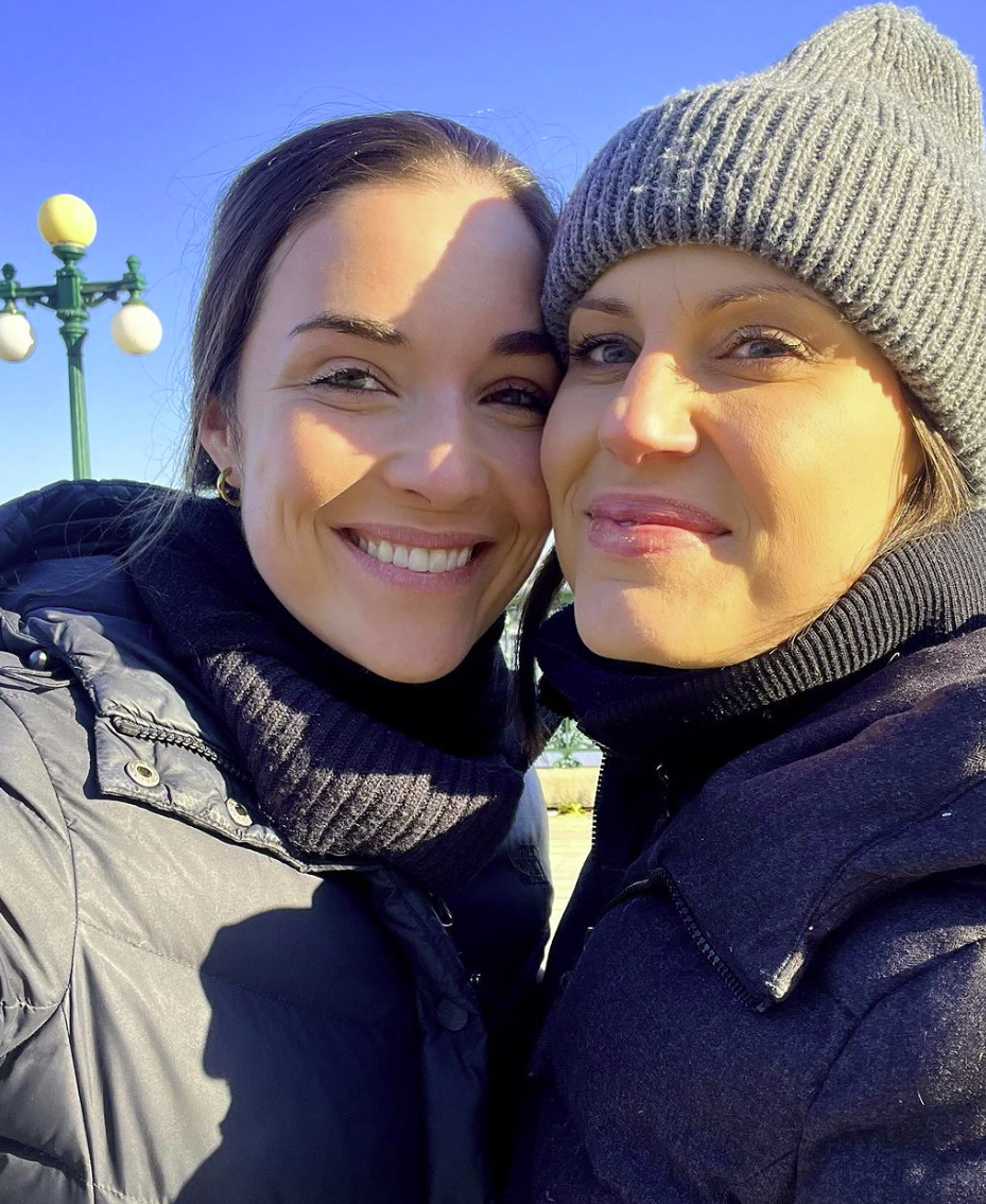 La Sœur De Magalie Lépine Blondeau Est Enceinte Et Elle Partage Une Photo De Son Beau Ventre