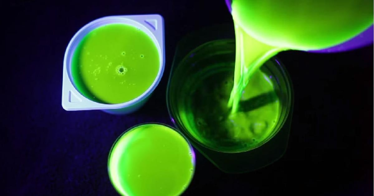 Une recette facile de Jell-O qui illumine dans le noir HOUUUUU! - Trucs ...
