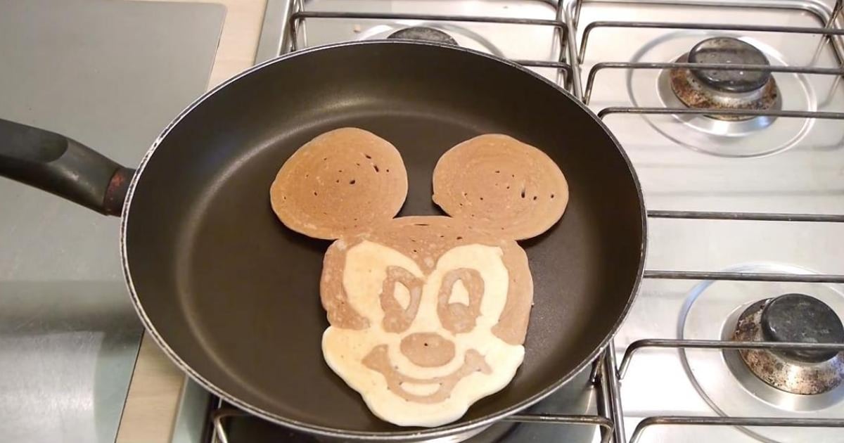 Faites des crêpes Mickey Mouse! Amusant! - Trucs et Bricolages