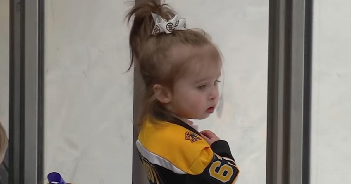 Brad Marchand shares a beautiful moment with his daughter. - HockeyFeed