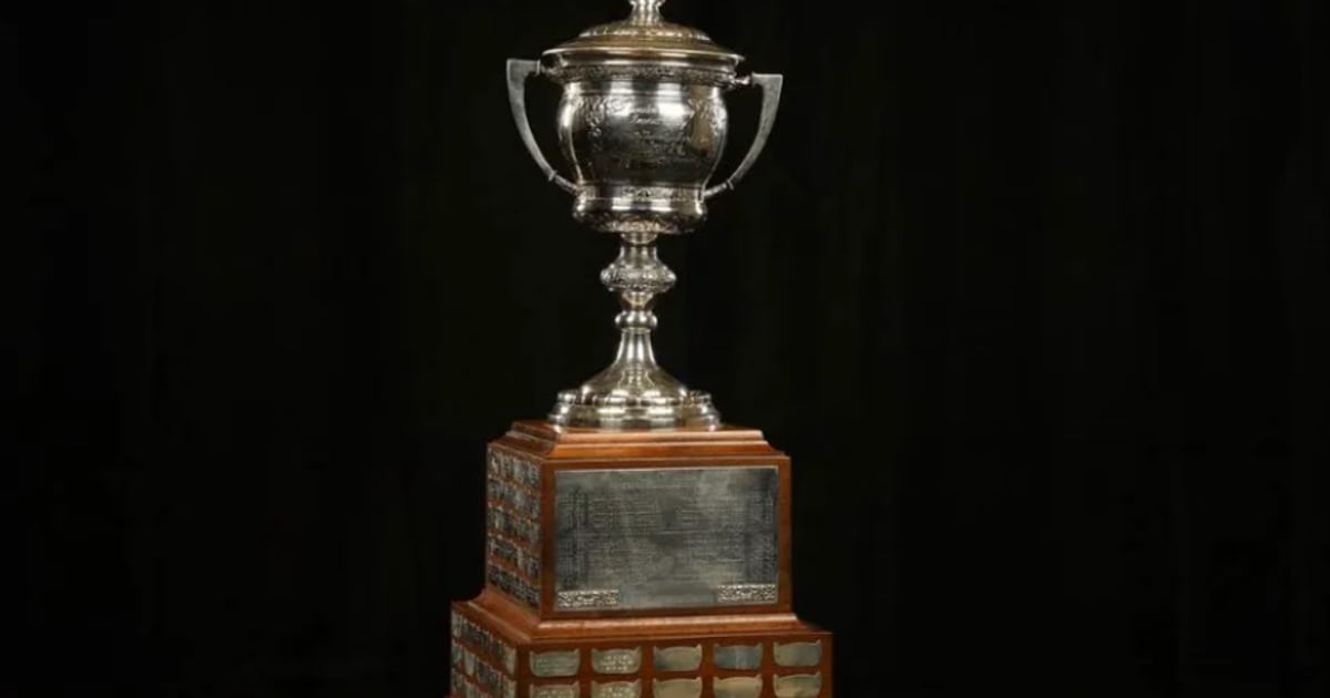 La LNH dévoile le vainqueur du trophée Lady Byng - HabsolumentFan