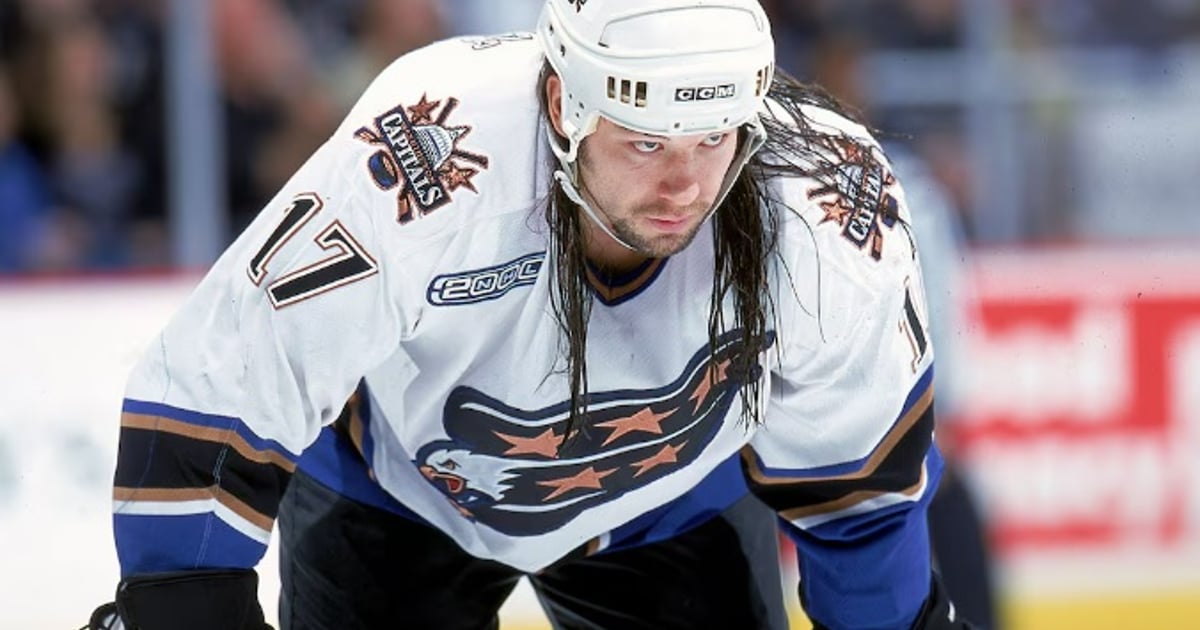 La famille de Chris Simon réagit officiellement à sa mort - HabsolumentFan