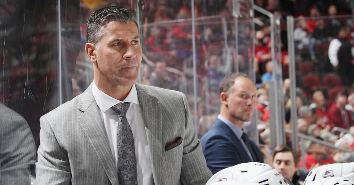Jared Bednar devient l'un des coachs les mieux payés de la LNH ... Jared Bednar devient l'un des coachs les mieux payés de la LNH ...