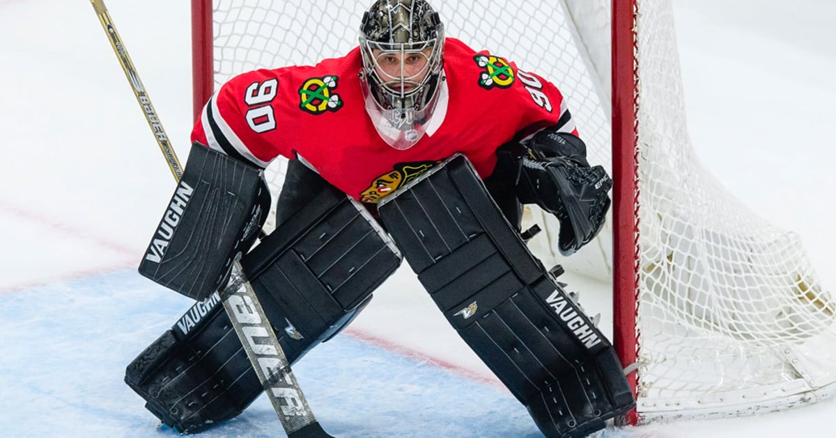 Scott Foster returns for the Chicago Blackhawks! - HockeyFeed