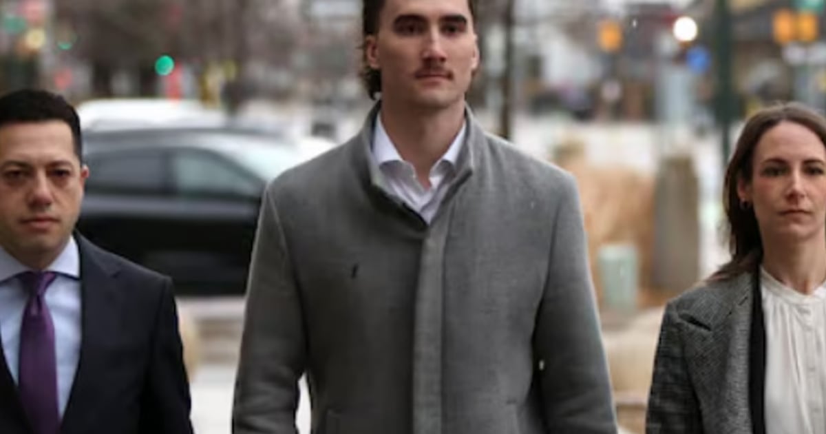 2018 World Junior case: Alex Formenton walks away from hockey! - HockeyFeed