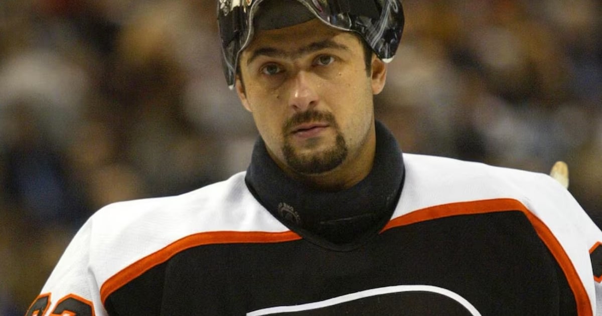Former NHL goalie Roman Cechmanek dead at 52 years old. - HockeyFeed