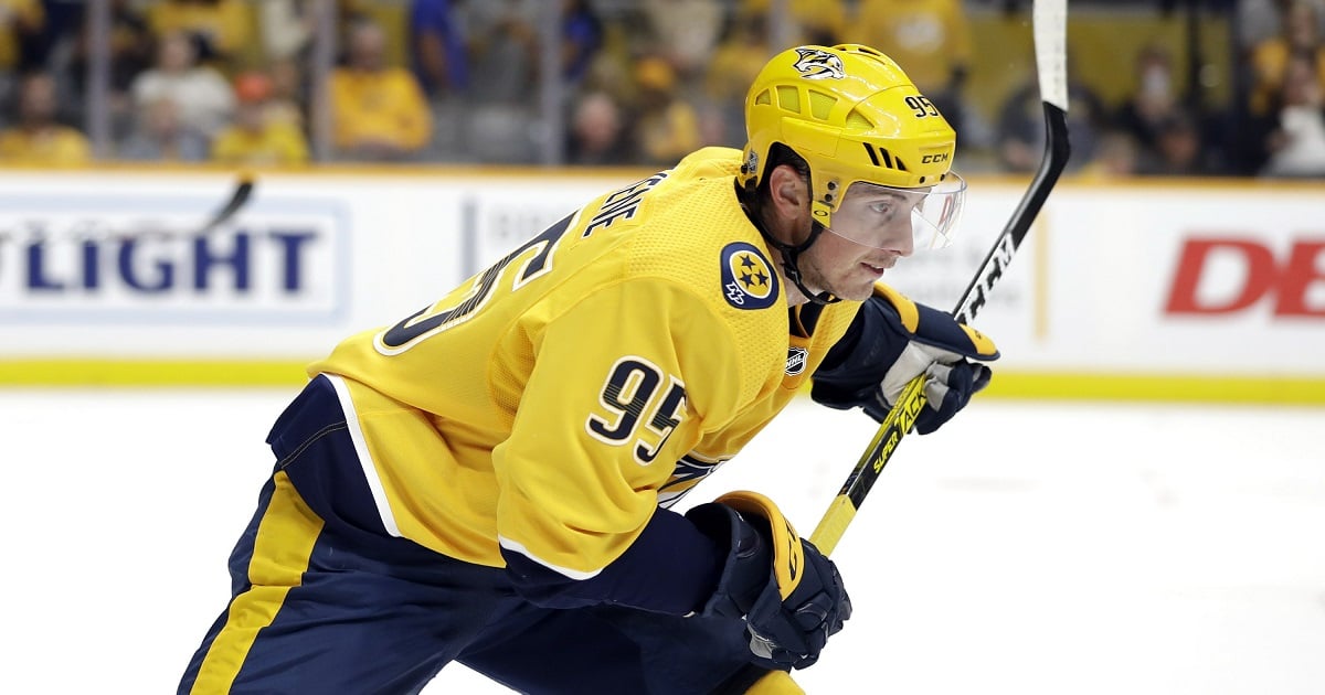 Matt Duchene loses part of his finger in horrific hockey injury ...