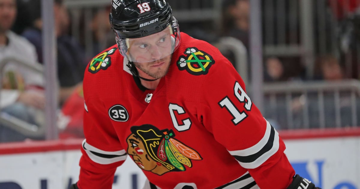 Jonathan Toews takes blame for latest loss - HockeyFeed