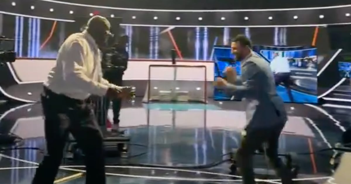 Shaq fights BizNasty in the TNT studio! - HockeyFeed