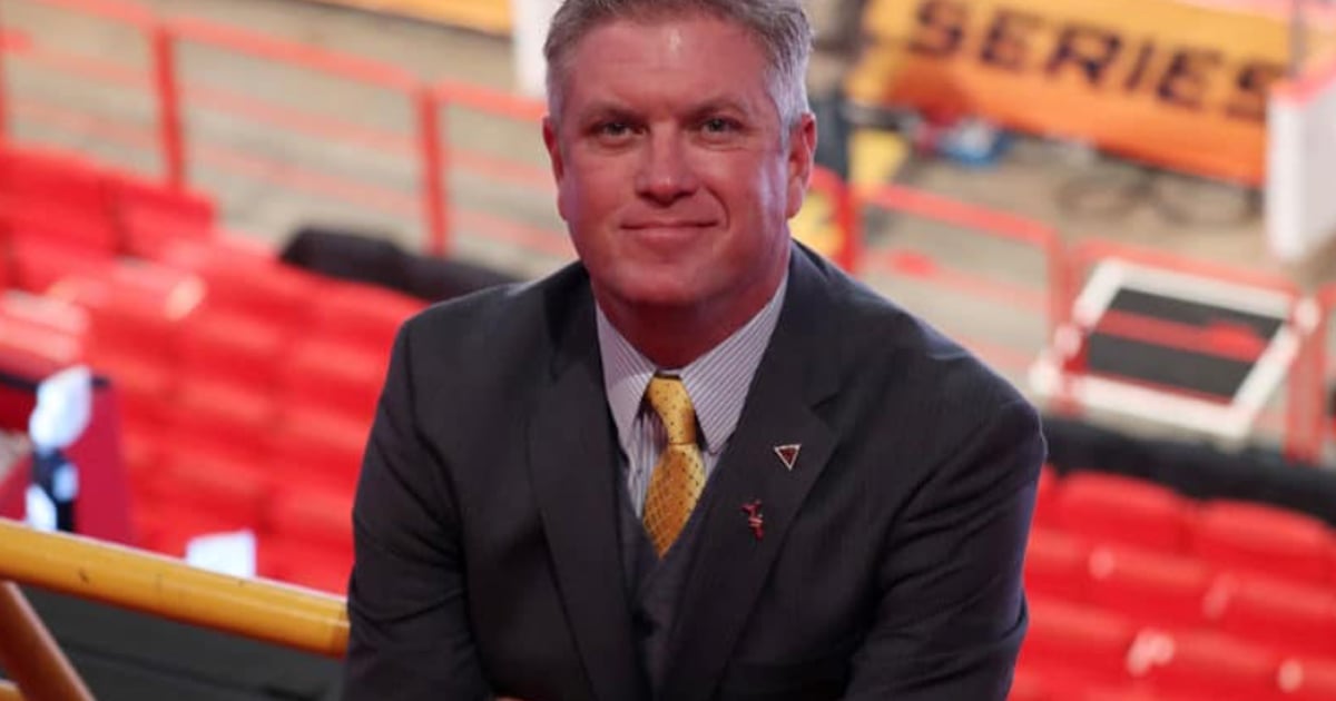 Avalanche commentator Mark Moser goes viral for call on OT loss - HockeyFeed