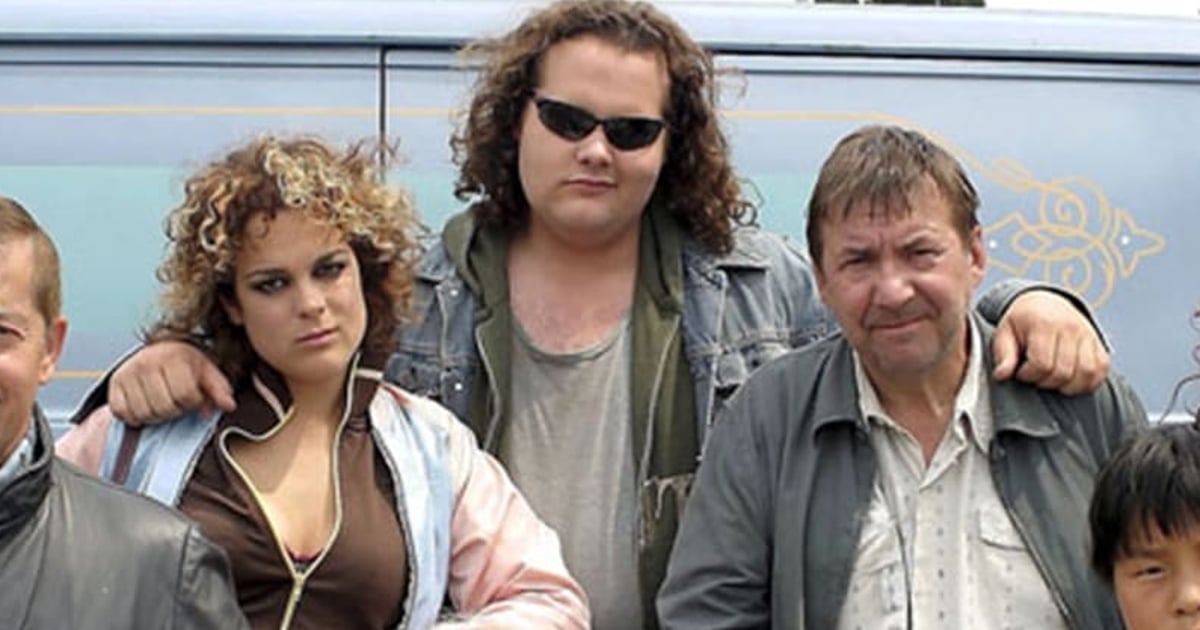 Antoine Bertrand parle de l'impact qu'a eu Rémy Girard lors de ses ...