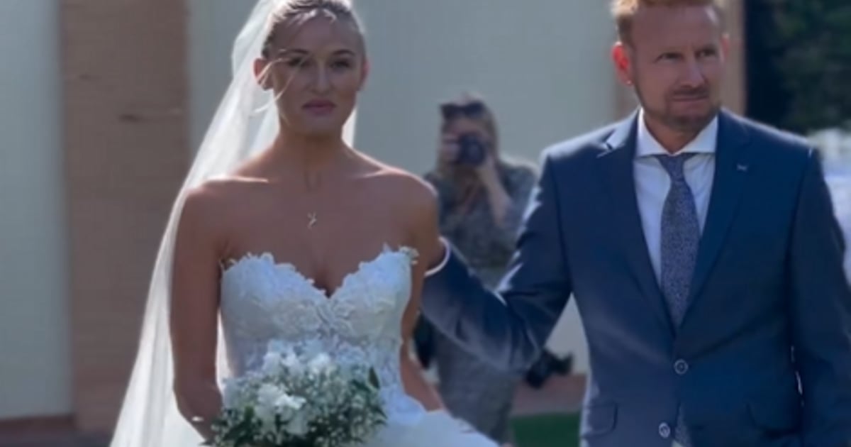 Corey Hart partage un moment très touchant alors qu'il amène sa fille à ...