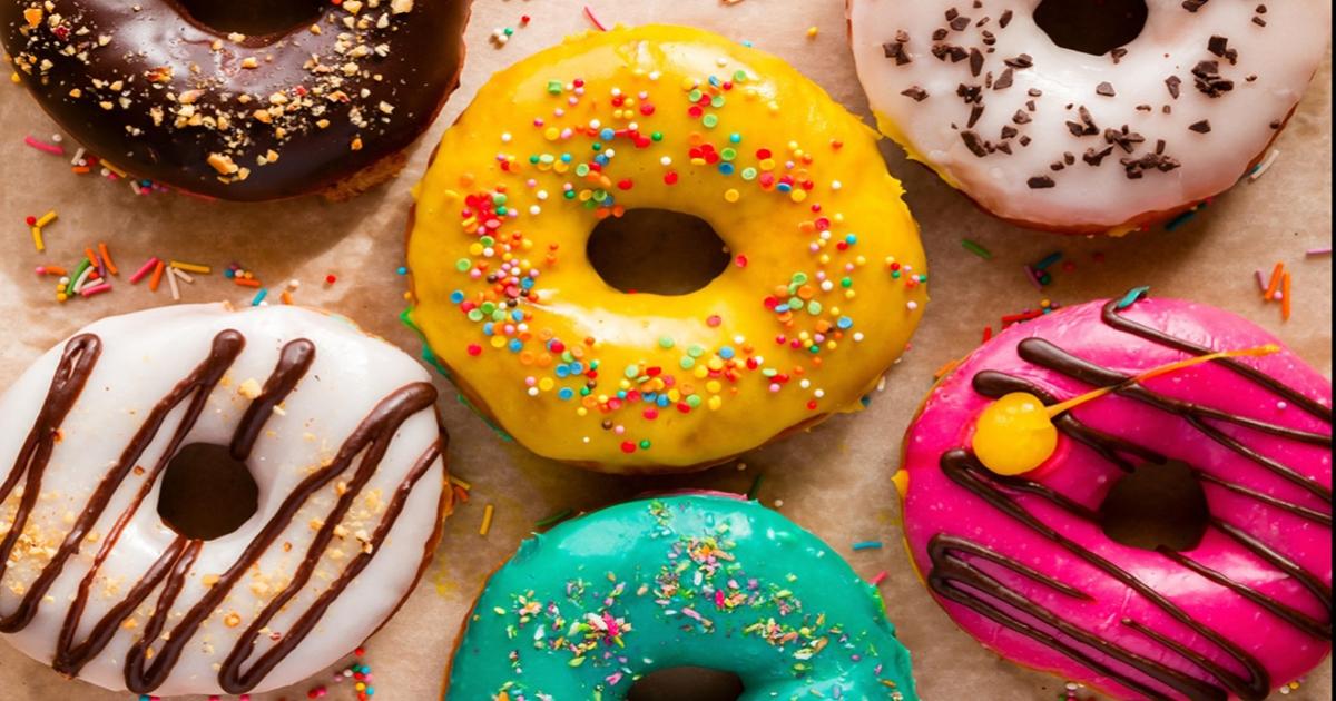 C'est le moment de profiter d'un bon beigne gratuit! Oui, oui... même ...