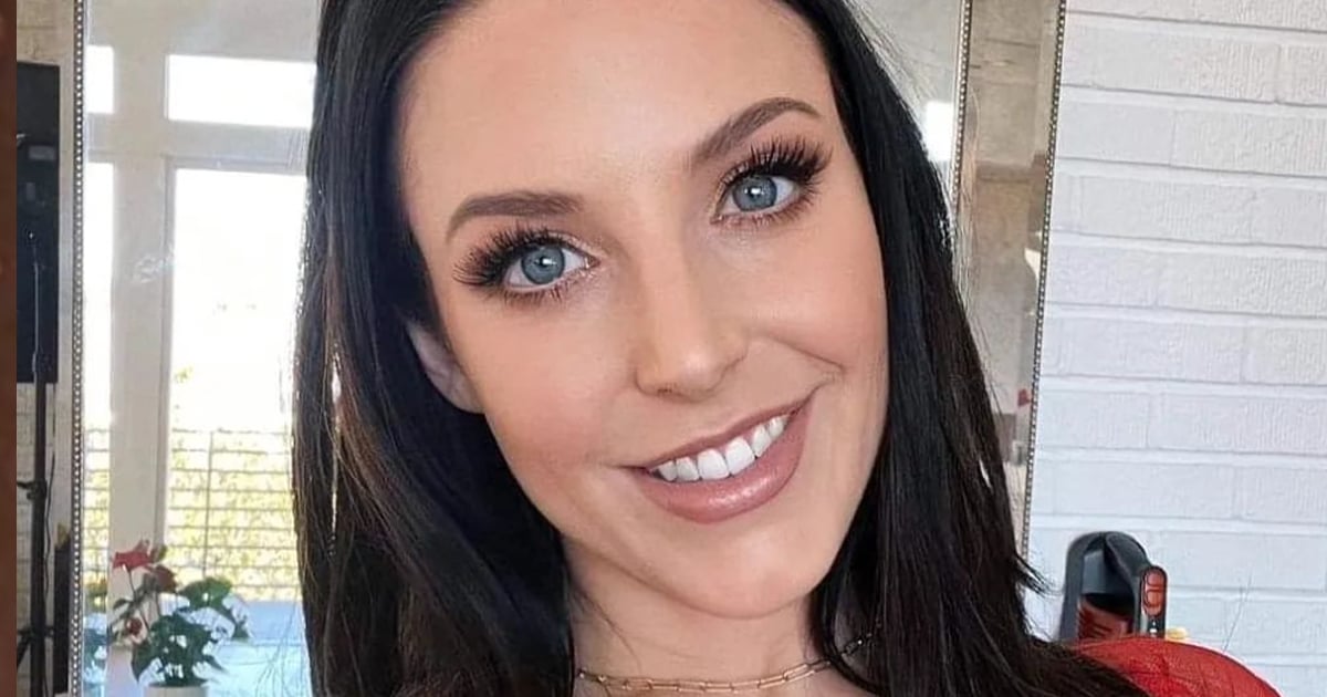 Angela White révèle la position qui lui a fait gagner le plus d'argent ...
