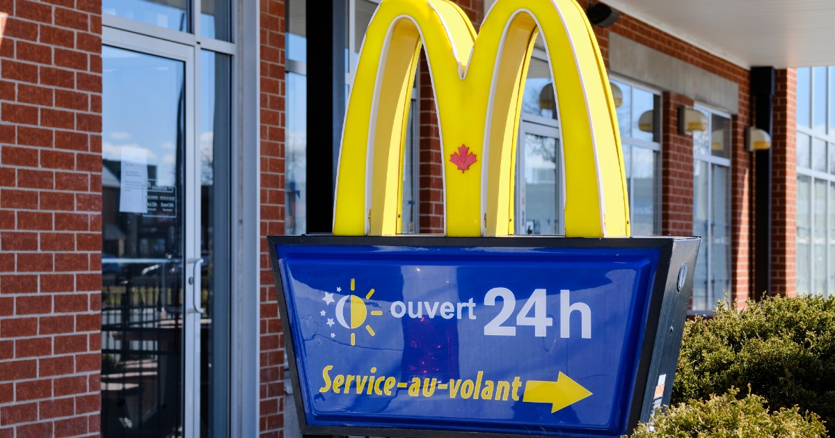 McDonald's ajoute à son menu un nouveau sandwich très croustillant ...