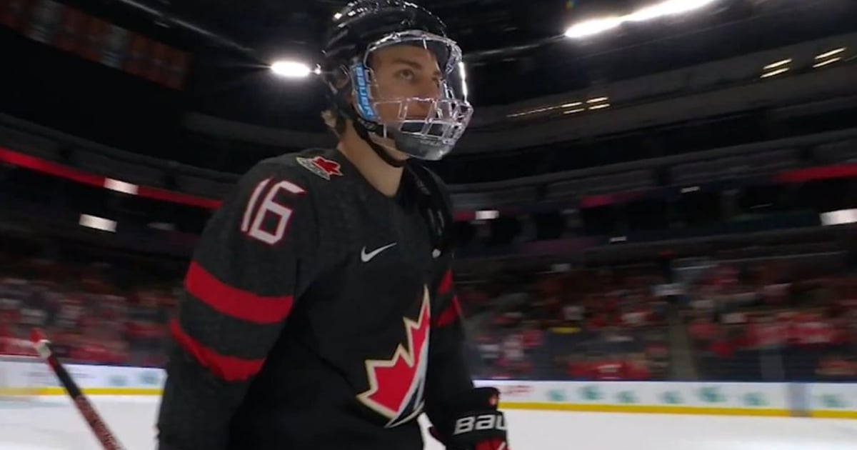 Connor Bedard trends with chatter of him pulling an Eric Lindros ...