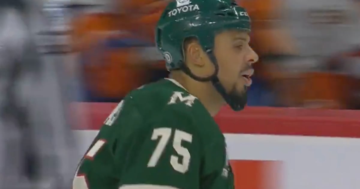 Ryan Reaves tells kids to “eat that” after scoring first goal of the ...