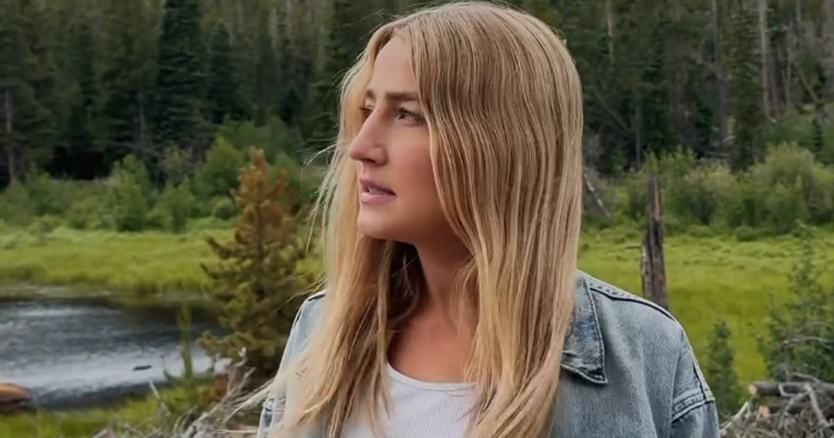 Celle qui a fait saigner vos oreilles avec l'hymne national a une vidéo ...