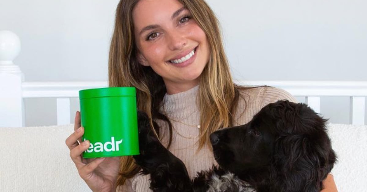 Une femme quitte son emploi pour s'occuper de son chien trop stressé ...