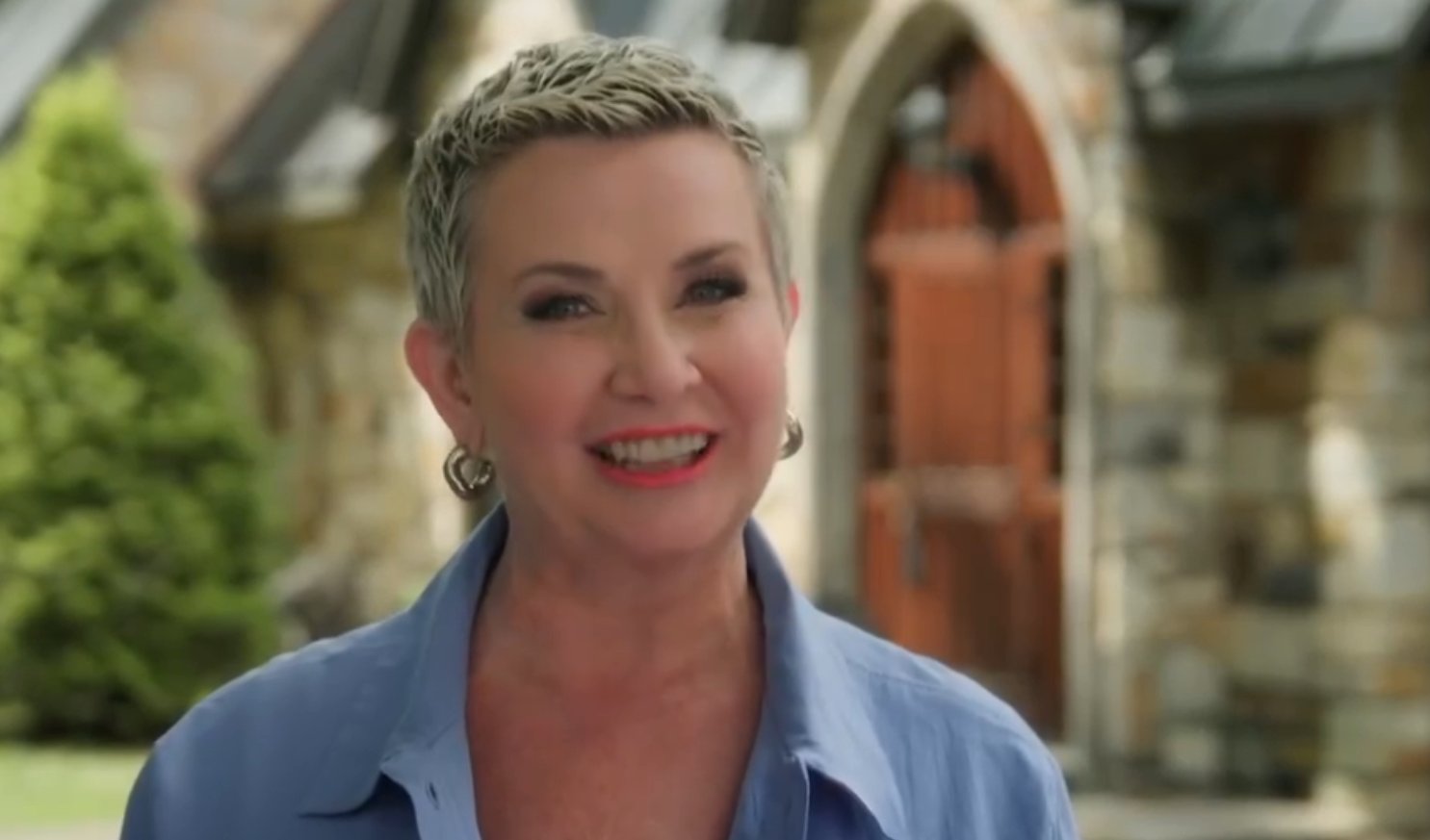 Nathalie Simard dévoile les premières images de son nouveau show ...